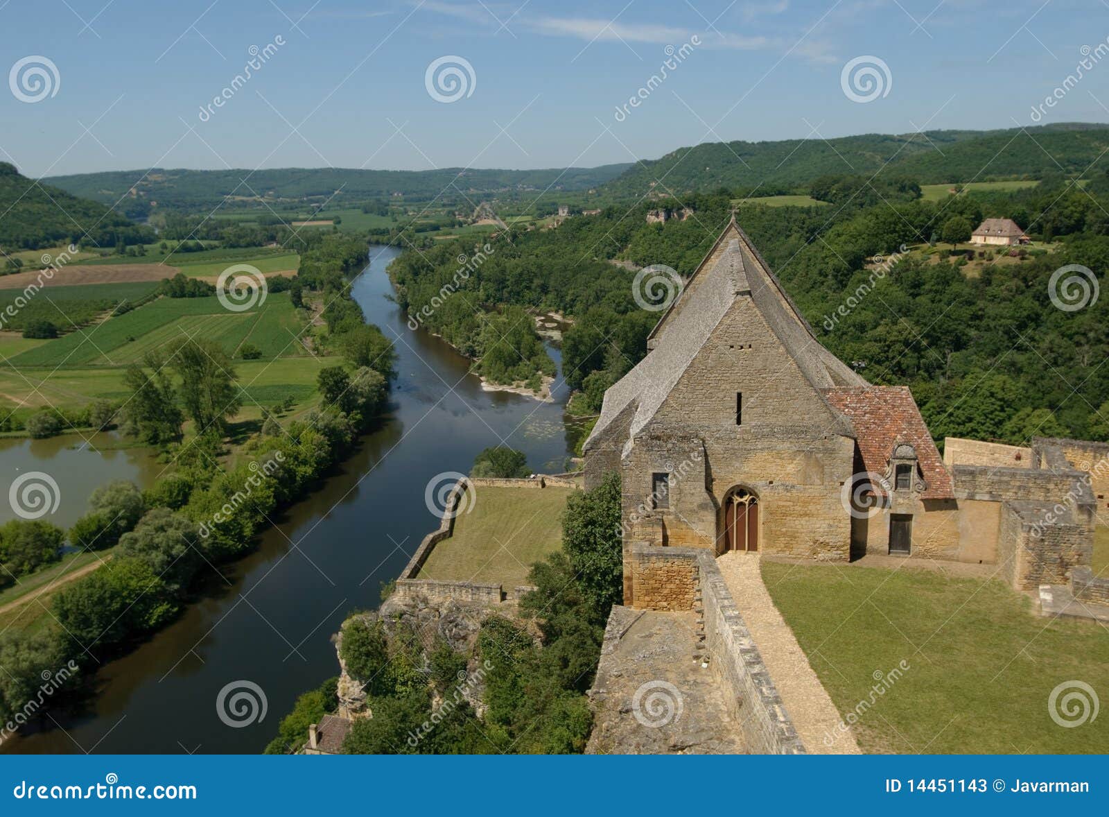 Castelo Beynac, Castelo Medieval Em Dordogne Imagem de Stock - Imagem ...