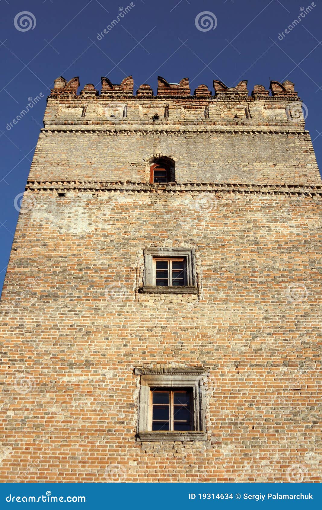 Castelo de Lubert em Lutsk foto de stock. Imagem de longevidade - 19314634