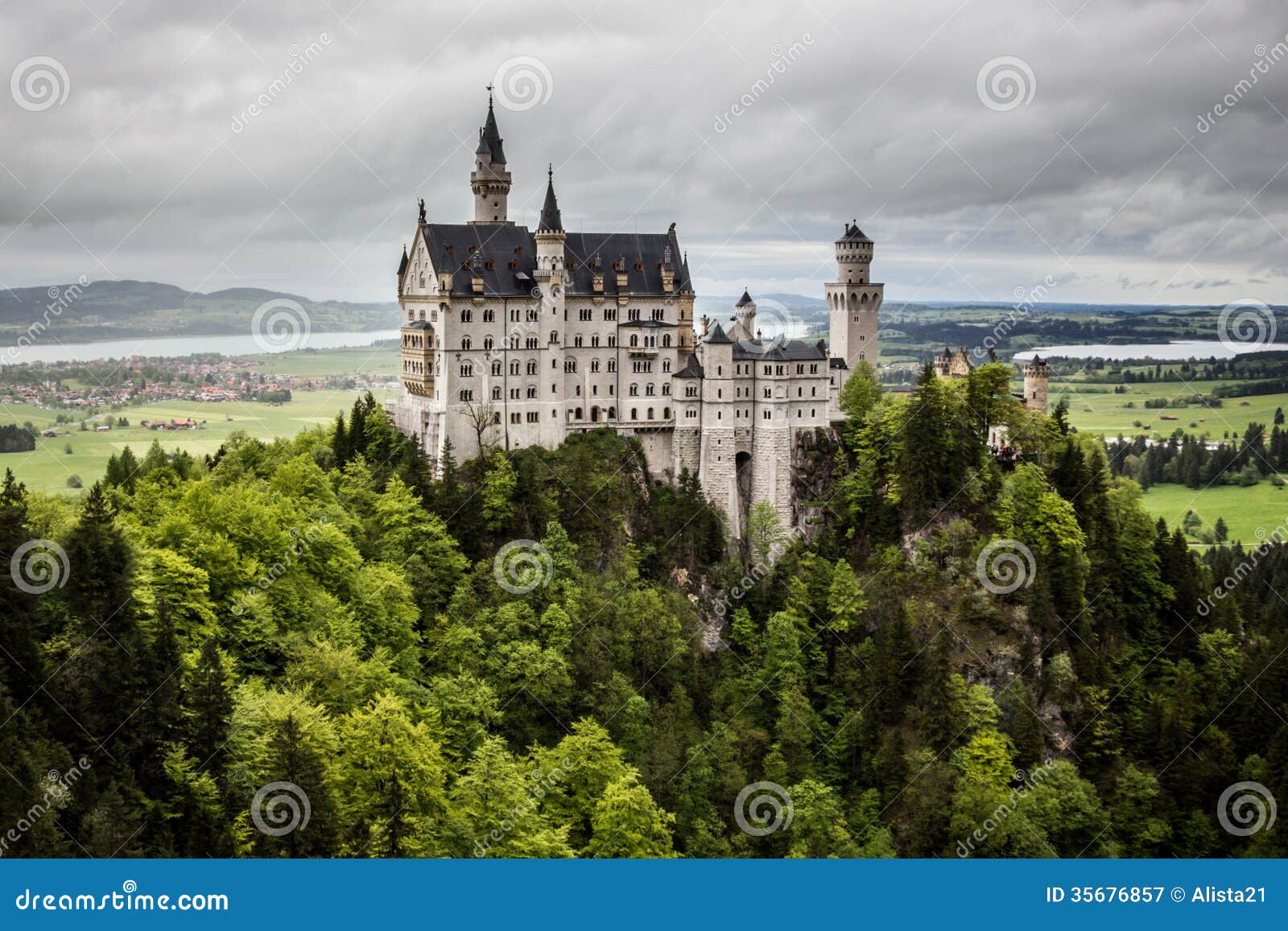 Castelo De Neuschwanstein, Baviera, Alemanha Fotografia Editorial ...