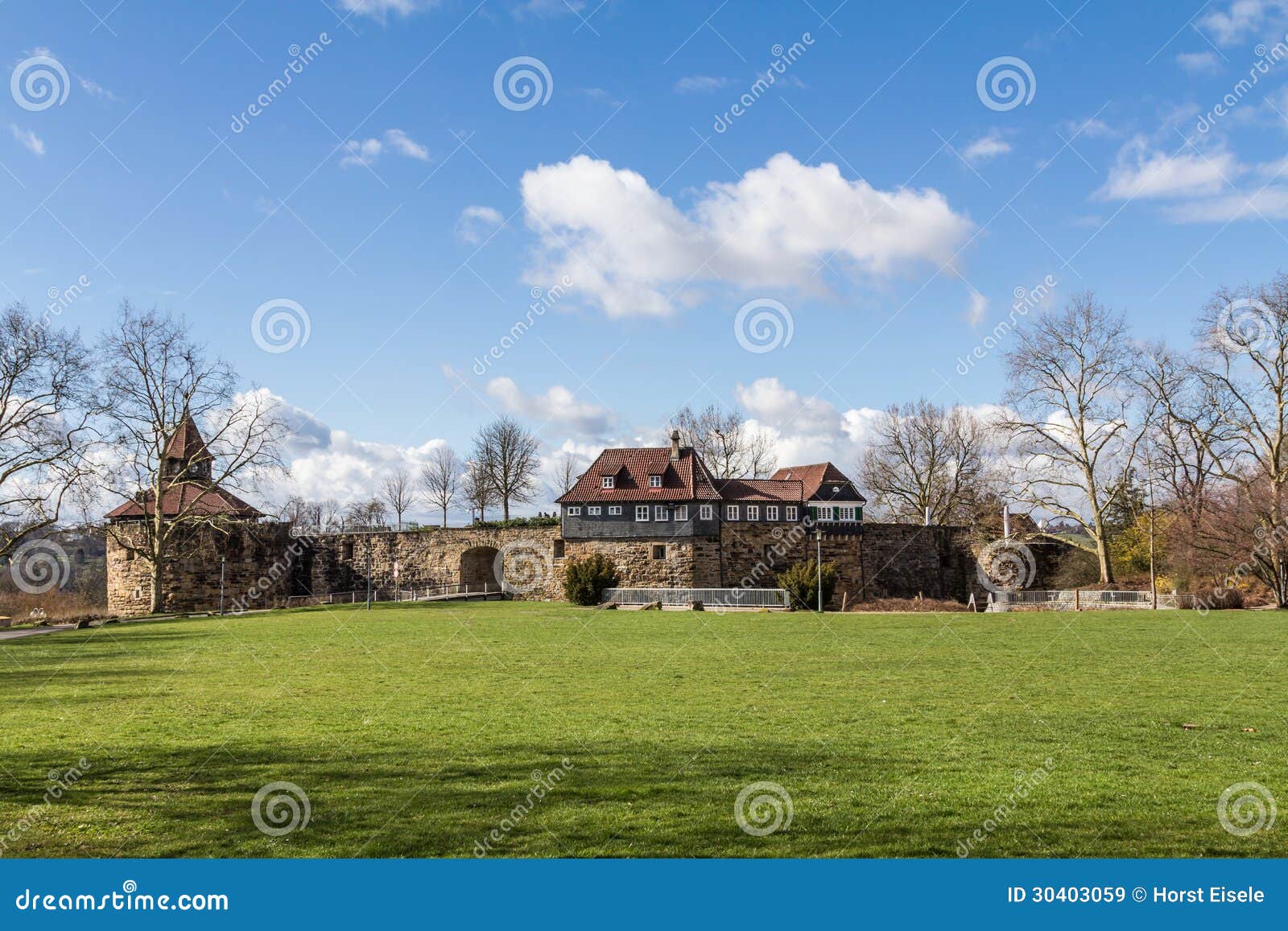 Castelo Esslingen - Burg De Esslinger Imagem de Stock - Imagem de céu ...