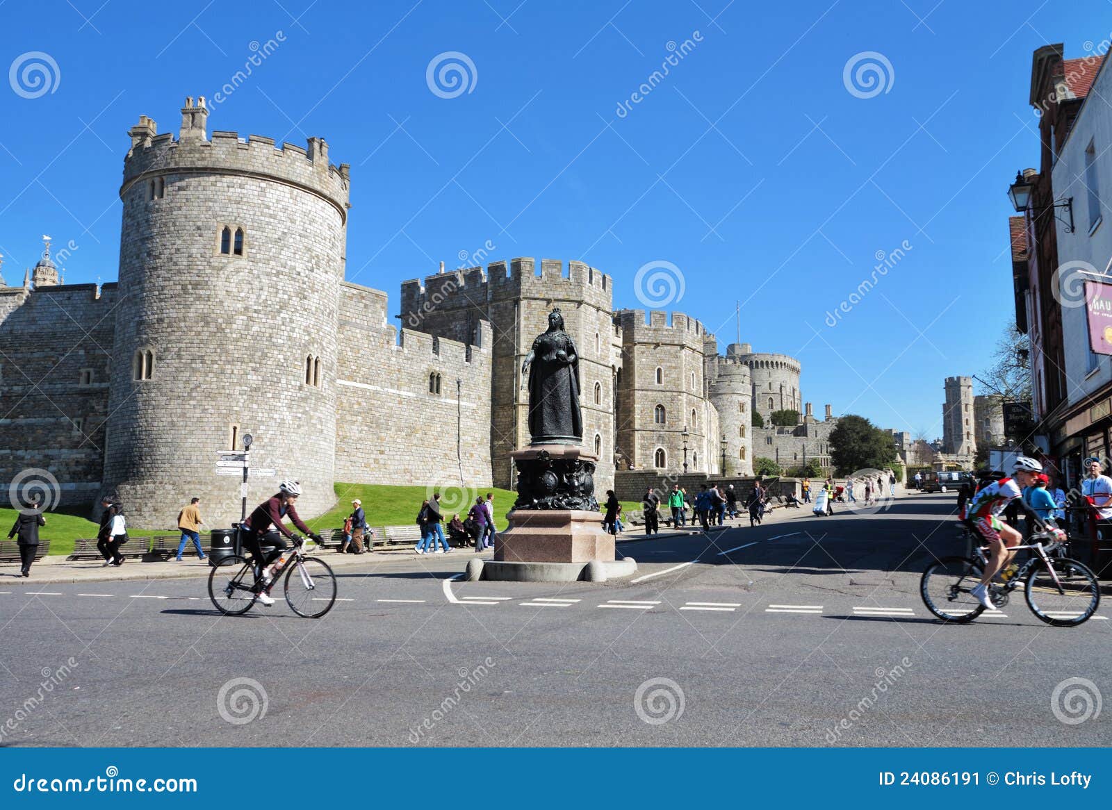 Castelo Real De Windsor Em Inglaterra Foto Editorial - Imagem de ...