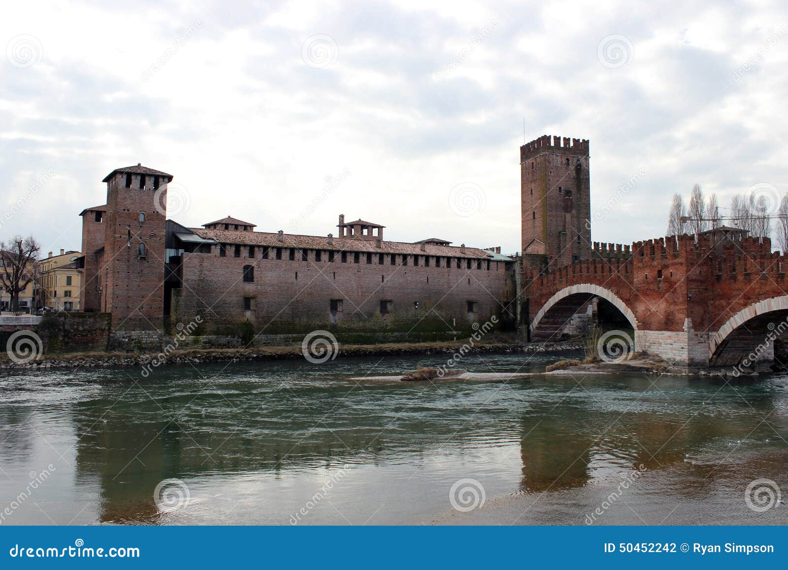 Castelvecchio Bridge in Verona Stock Photo - Image of italy, verona ...