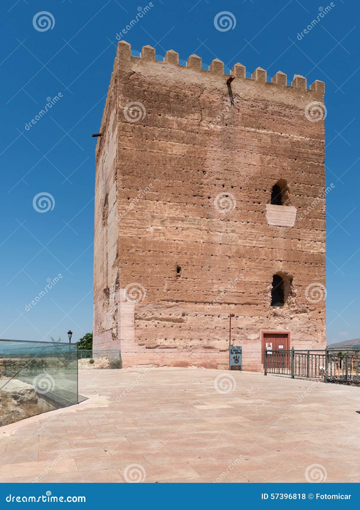 Castillo De Aledo De La Torre De Homenaje Foto de archivo - Imagen de ...
