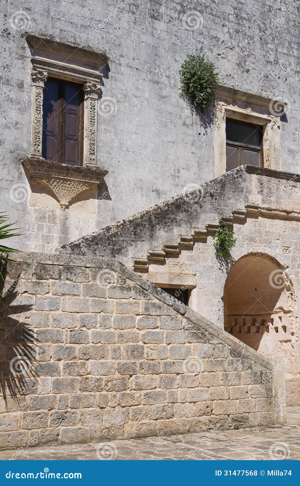 Castillo De Andrano. Puglia. Italia. Foto de archivo - Imagen de ...
