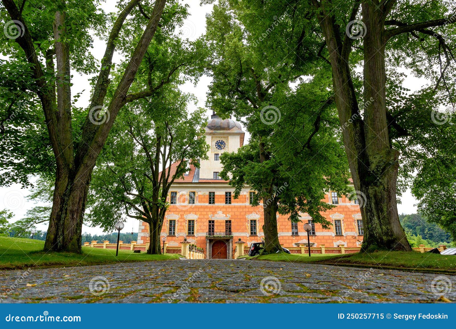 Castillo De Bechyne En Bohemia Meridional Imagen de archivo - Imagen de ...