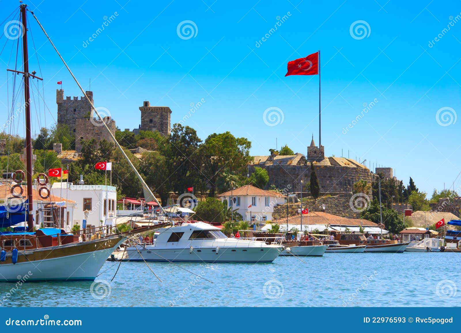 Castillo De Bodrum, Turquía Imagen de archivo - Imagen de medieval ...