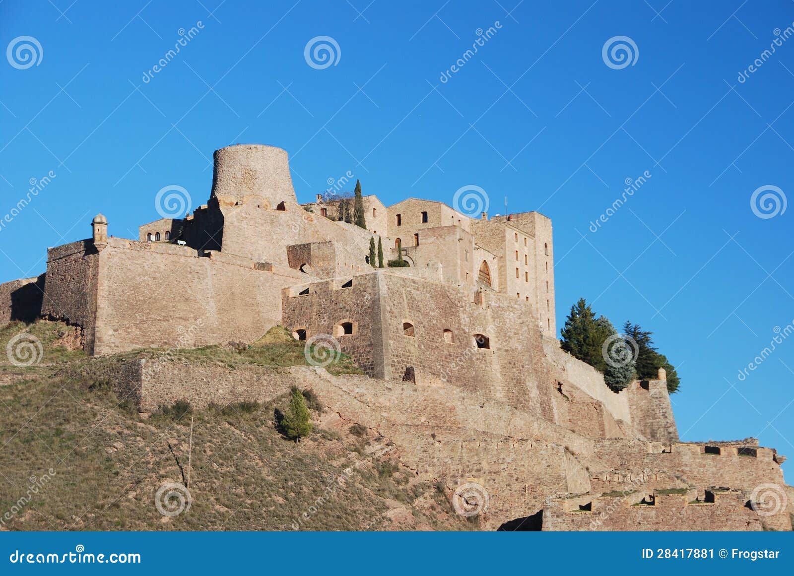 Castillo de Cardona imagen de archivo. Imagen de fortaleza - 28417881