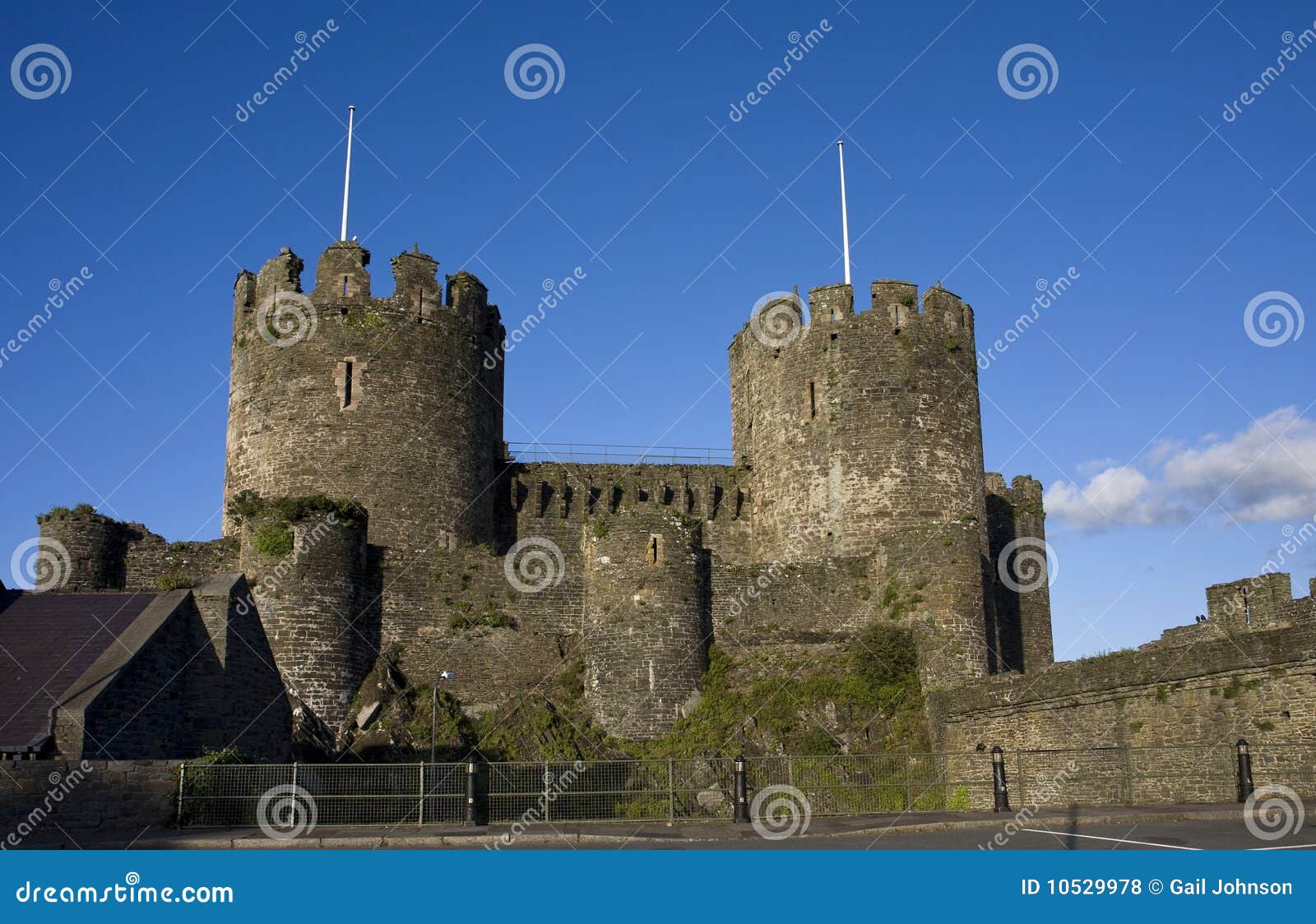 Castillo de Conwy foto de archivo. Imagen de valle, ciudad - 10529978