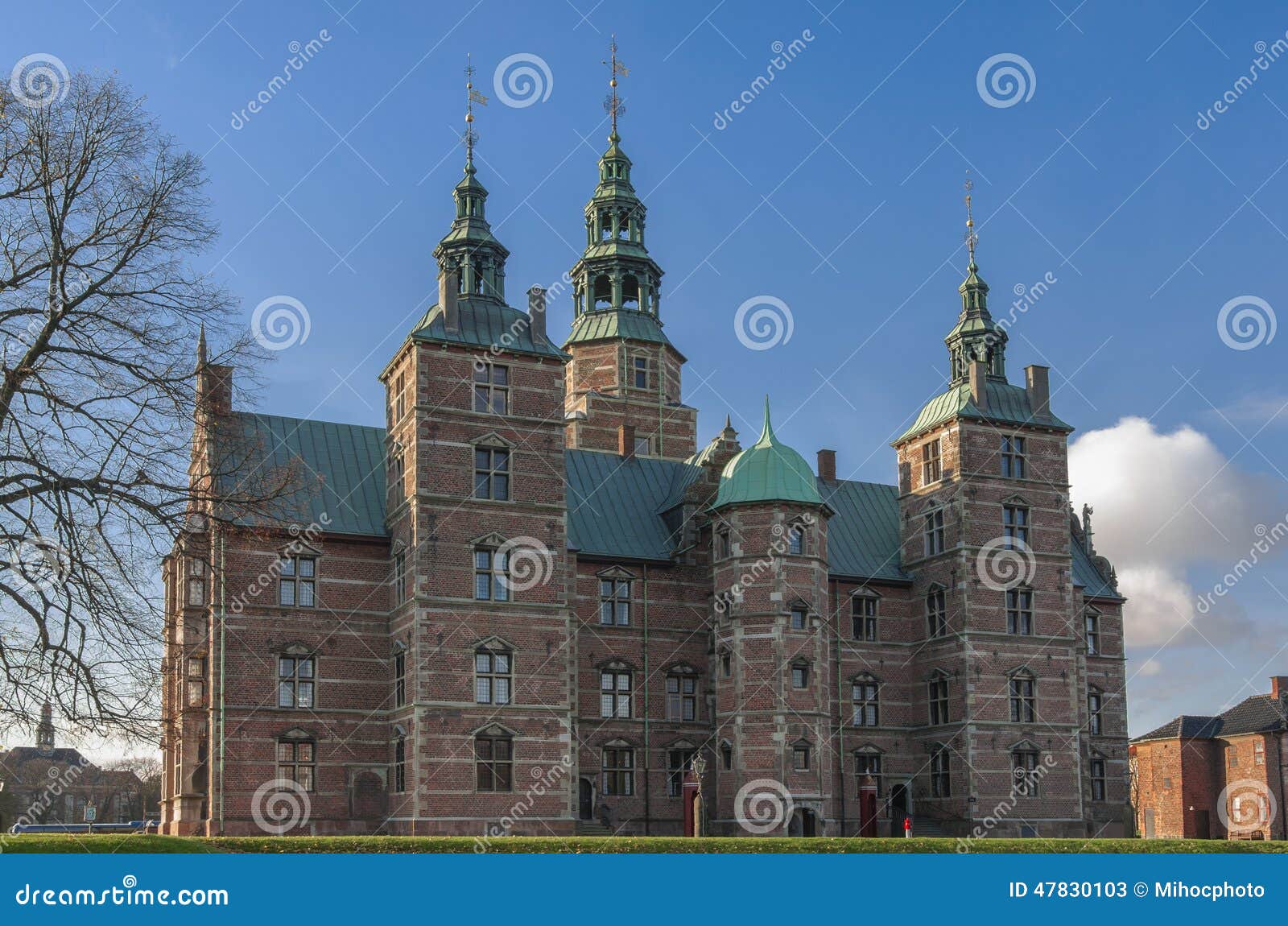 Castillo De Copenhague Rosenborg Imagen de archivo - Imagen de parque ...