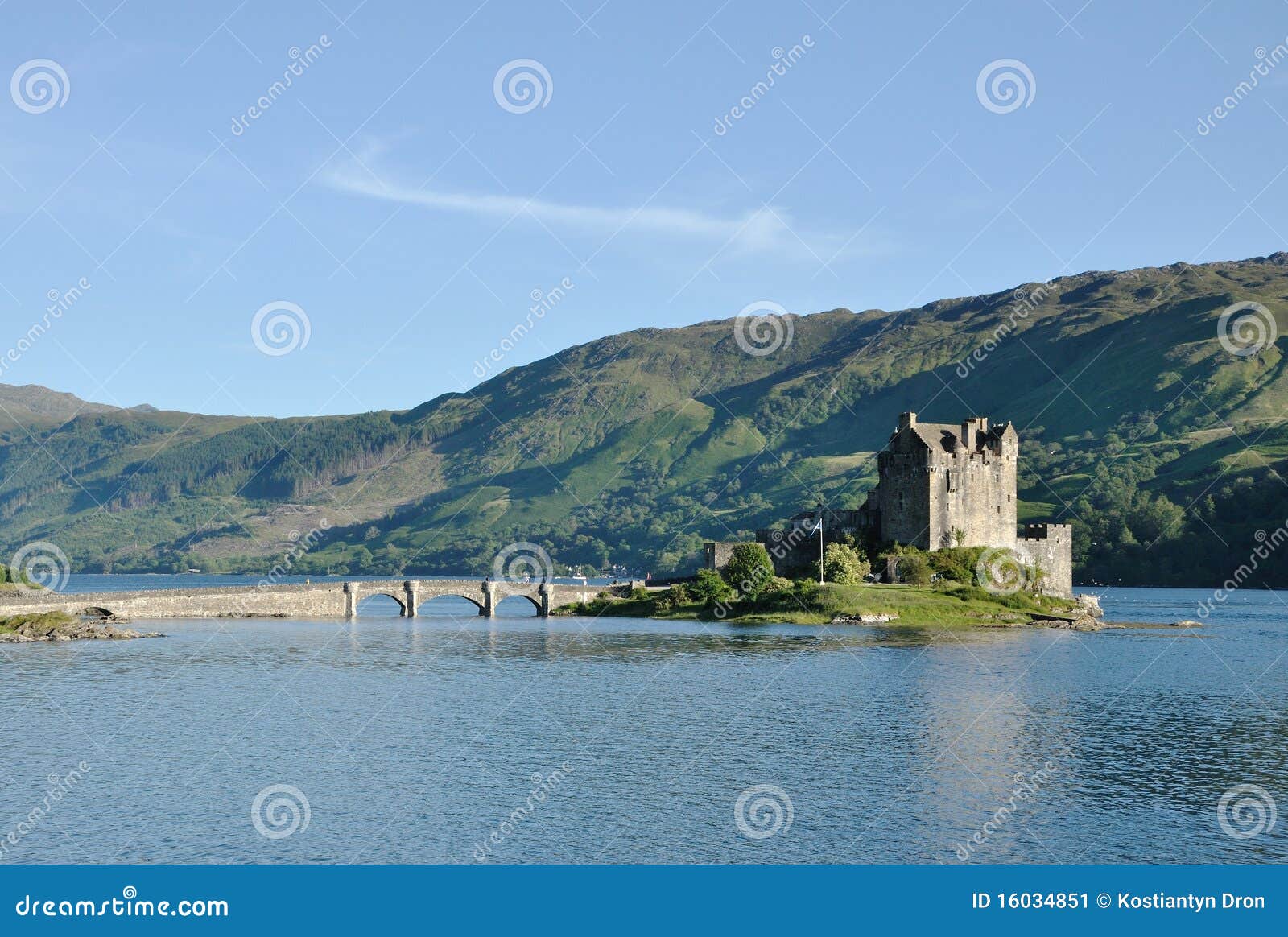 Castillo de Elian Donan imagen de archivo. Imagen de estilo - 16034851