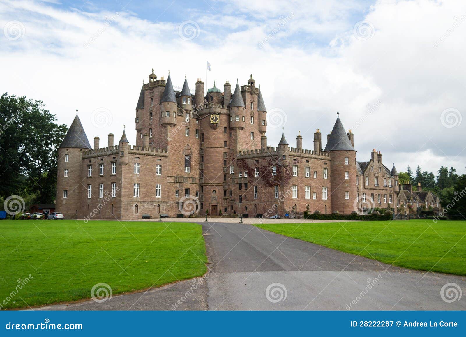 Castillo De Glamis, Escocia Imagen de archivo - Imagen de real, antiguo ...