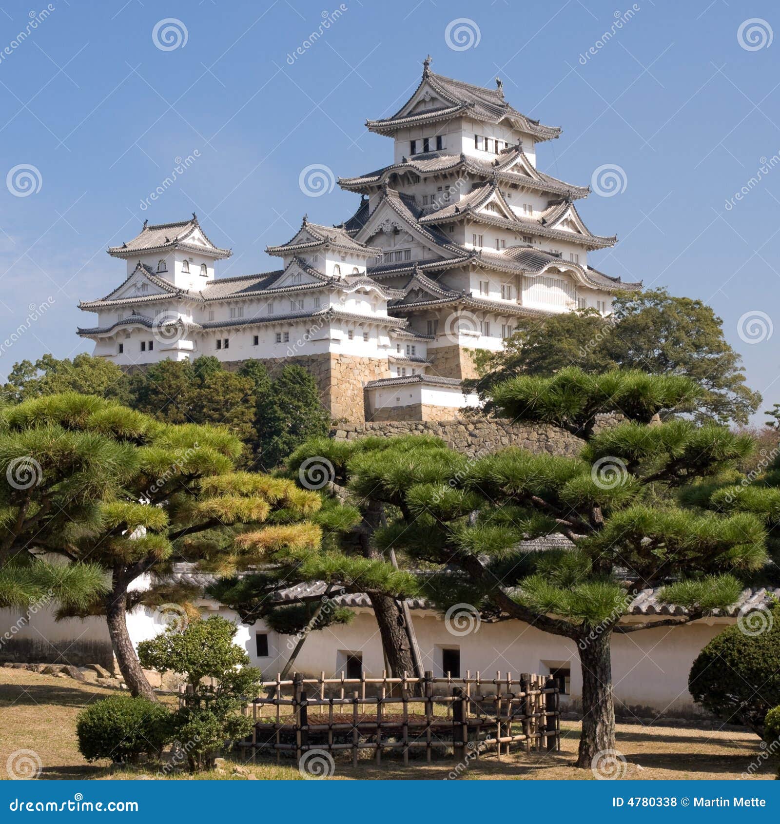 Castillo de Himeji foto de archivo. Imagen de parque, asia - 4780338