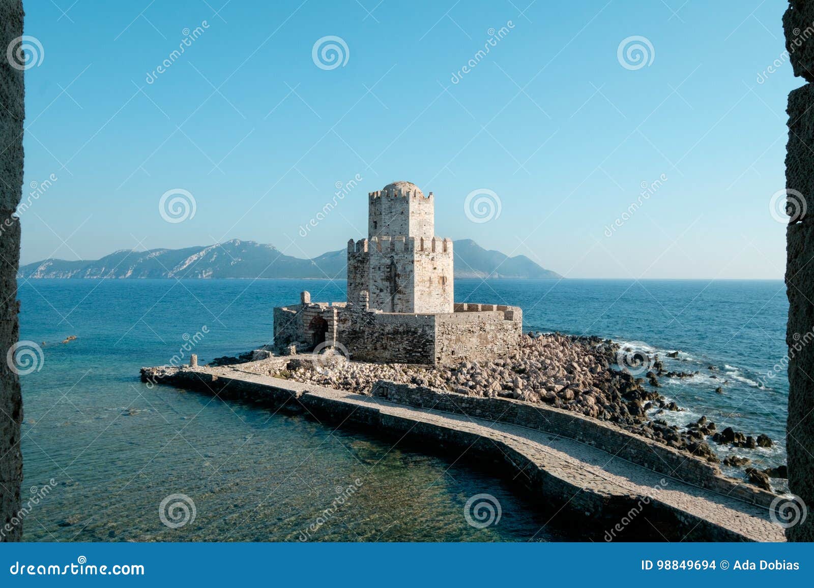 Castillo De La Fortaleza En Una Isla Foto de archivo - Imagen de vista ...