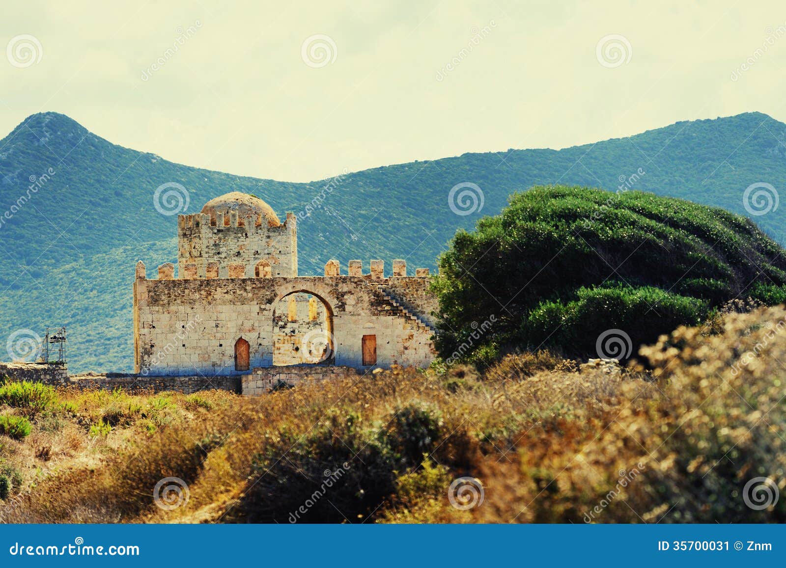 Castillo de Methoni imagen de archivo. Imagen de transparente - 35700031
