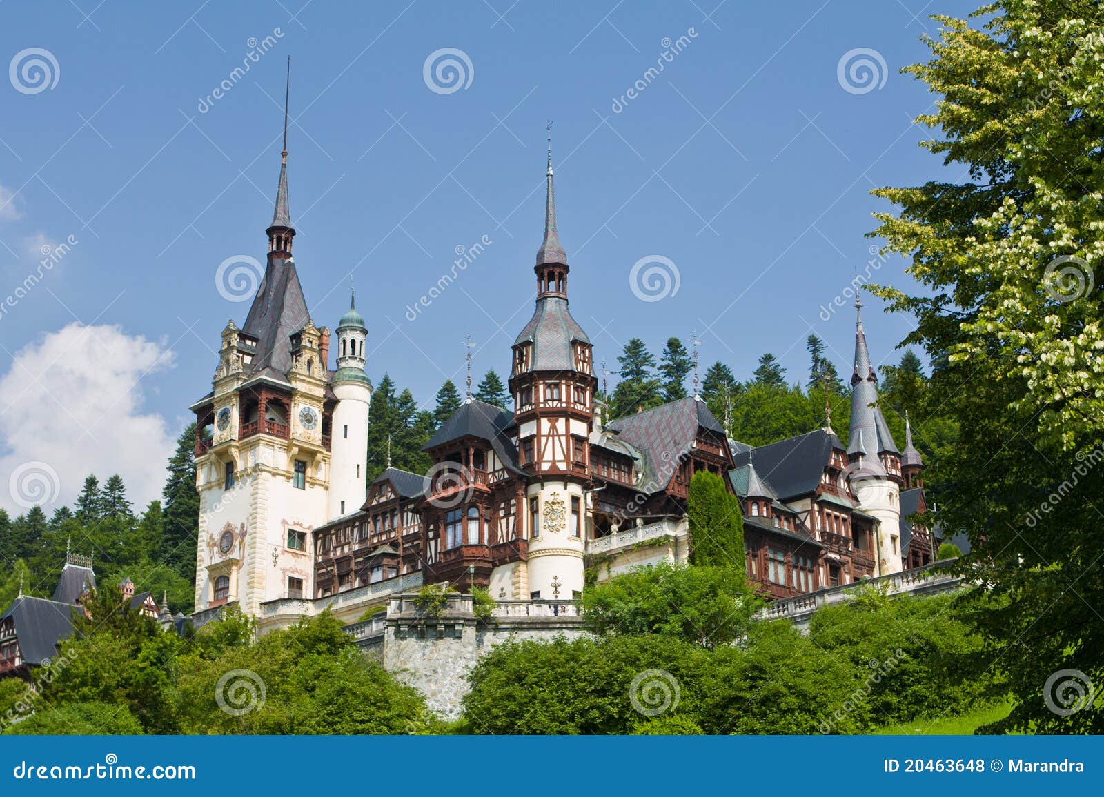 Castillo de Peles foto de archivo. Imagen de alpestre - 20463648