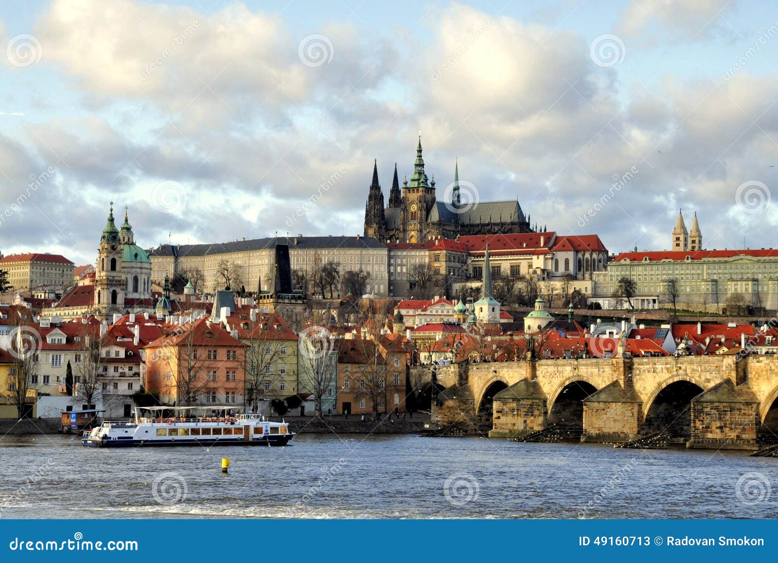 Castillo de Praga foto de archivo editorial. Imagen de horizonte - 49160713