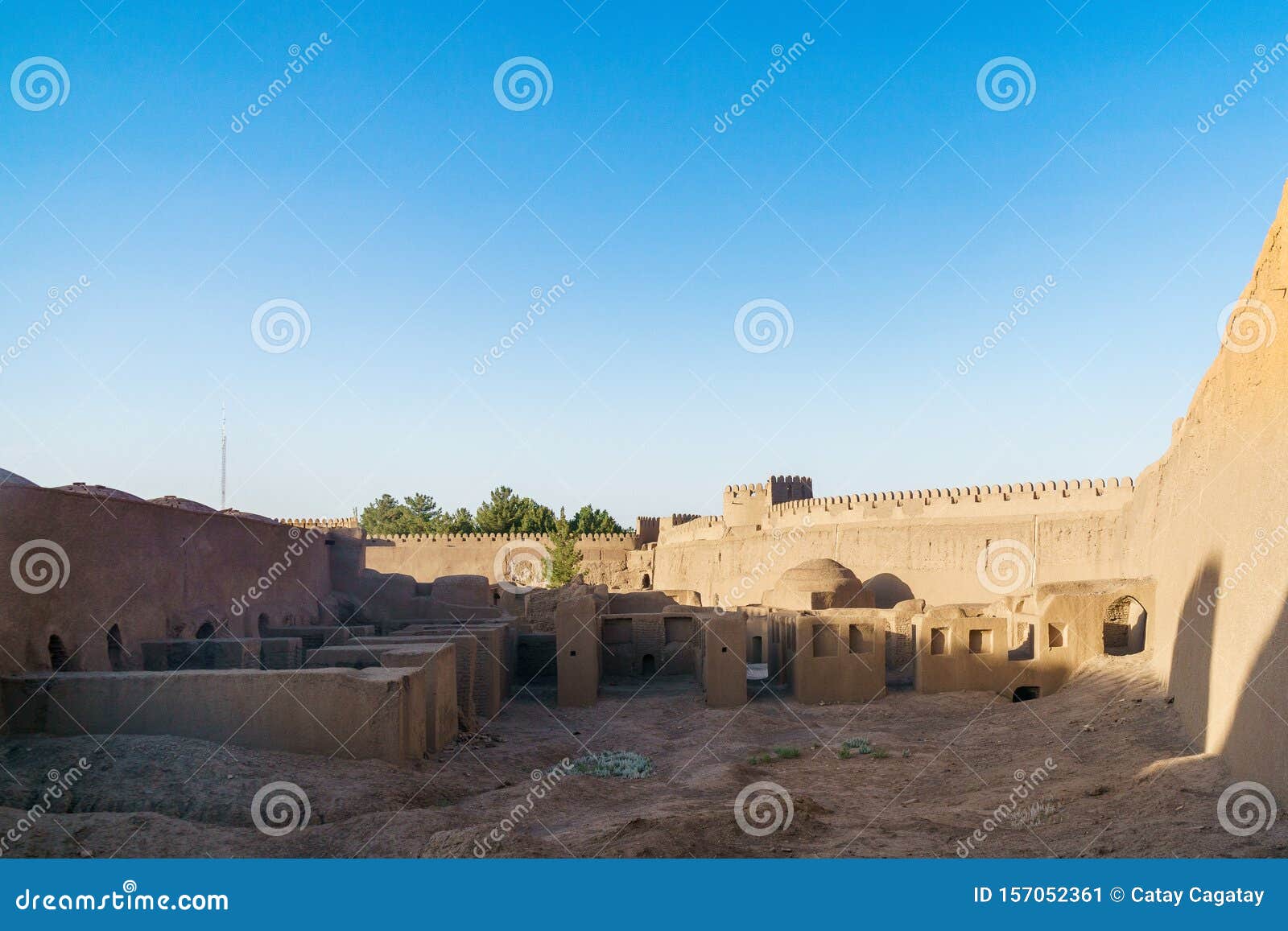 Castillo De Rayen En Kerman Imagen de archivo - Imagen de época ...