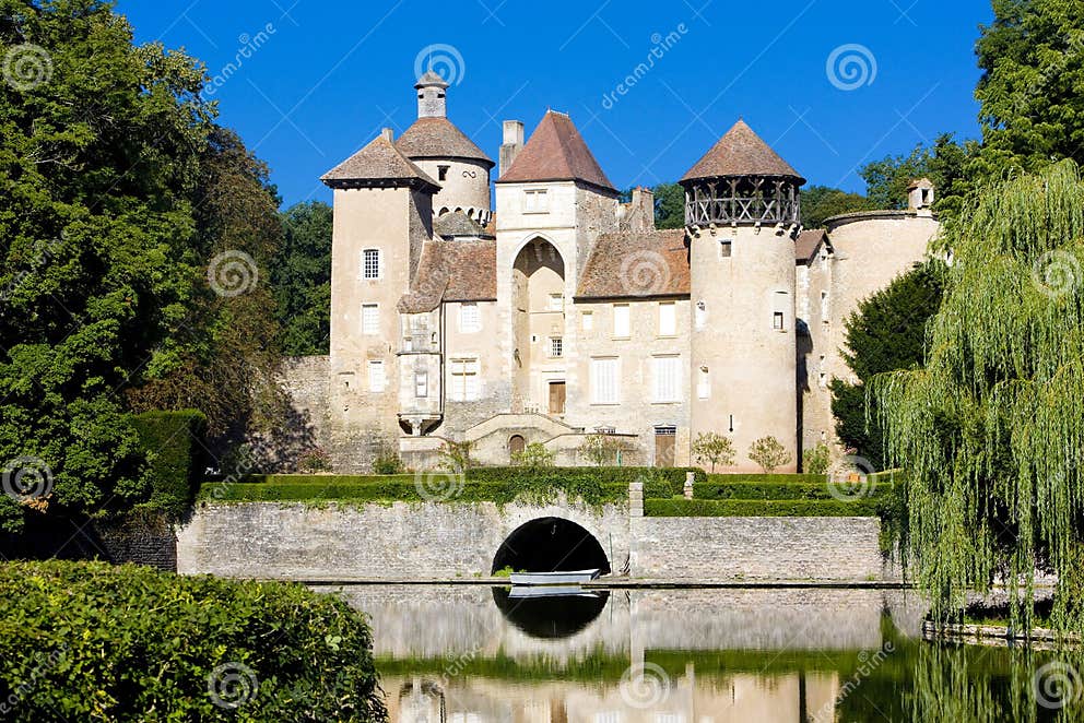 Castillo de Sercy imagen de archivo. Imagen de historia - 14687647