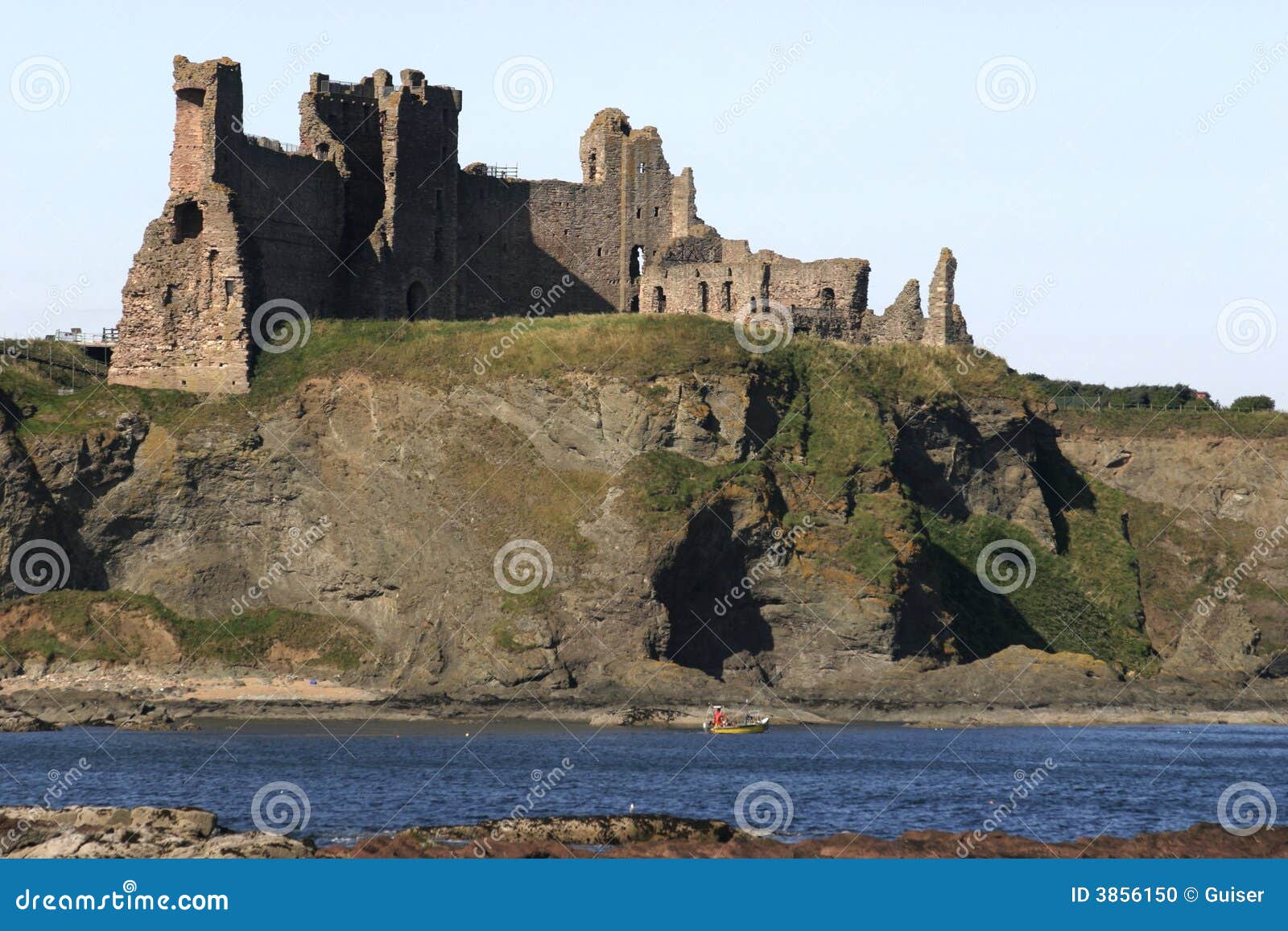 Castillo De Tantallon, Escocia Foto de archivo - Imagen de escocia ...