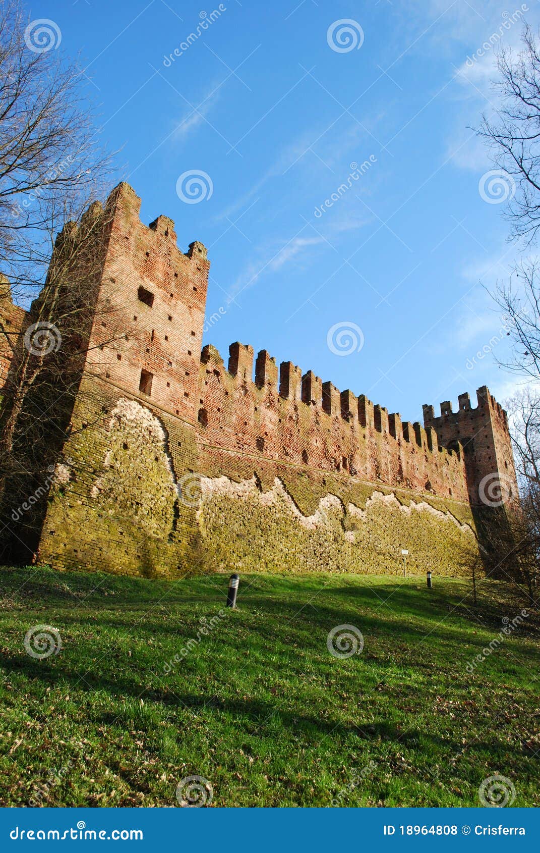 Castillo medieval foto de archivo. Imagen de medieval - 18964808