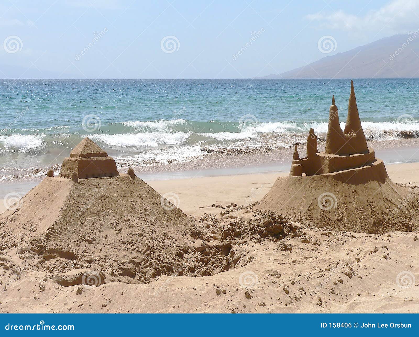 Castillos de arena foto de archivo. Imagen de familia, océano - 158406
