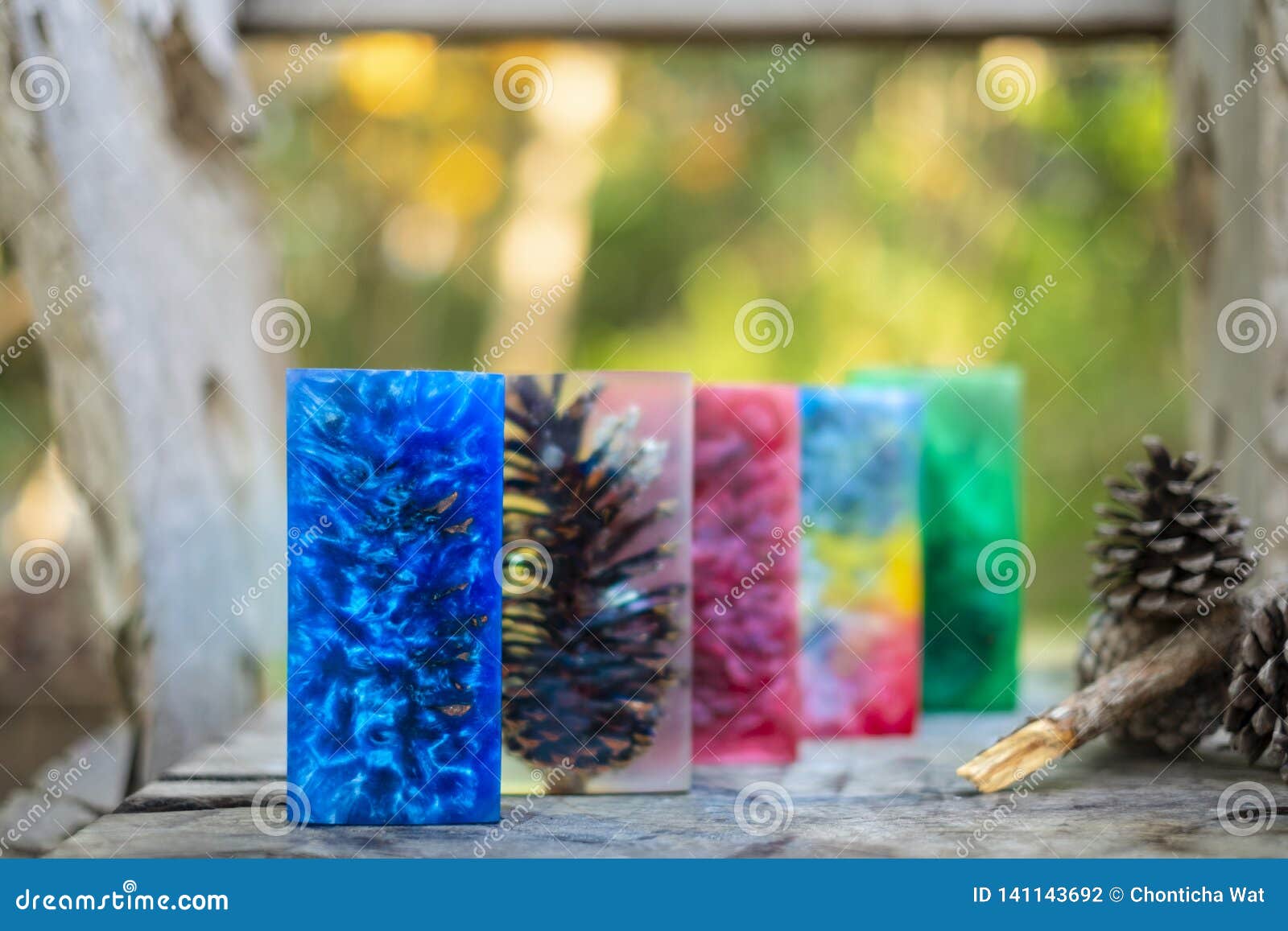 Casting Epoxy Resin Stabilizing Pine Cone Stock Photo - Image of ...