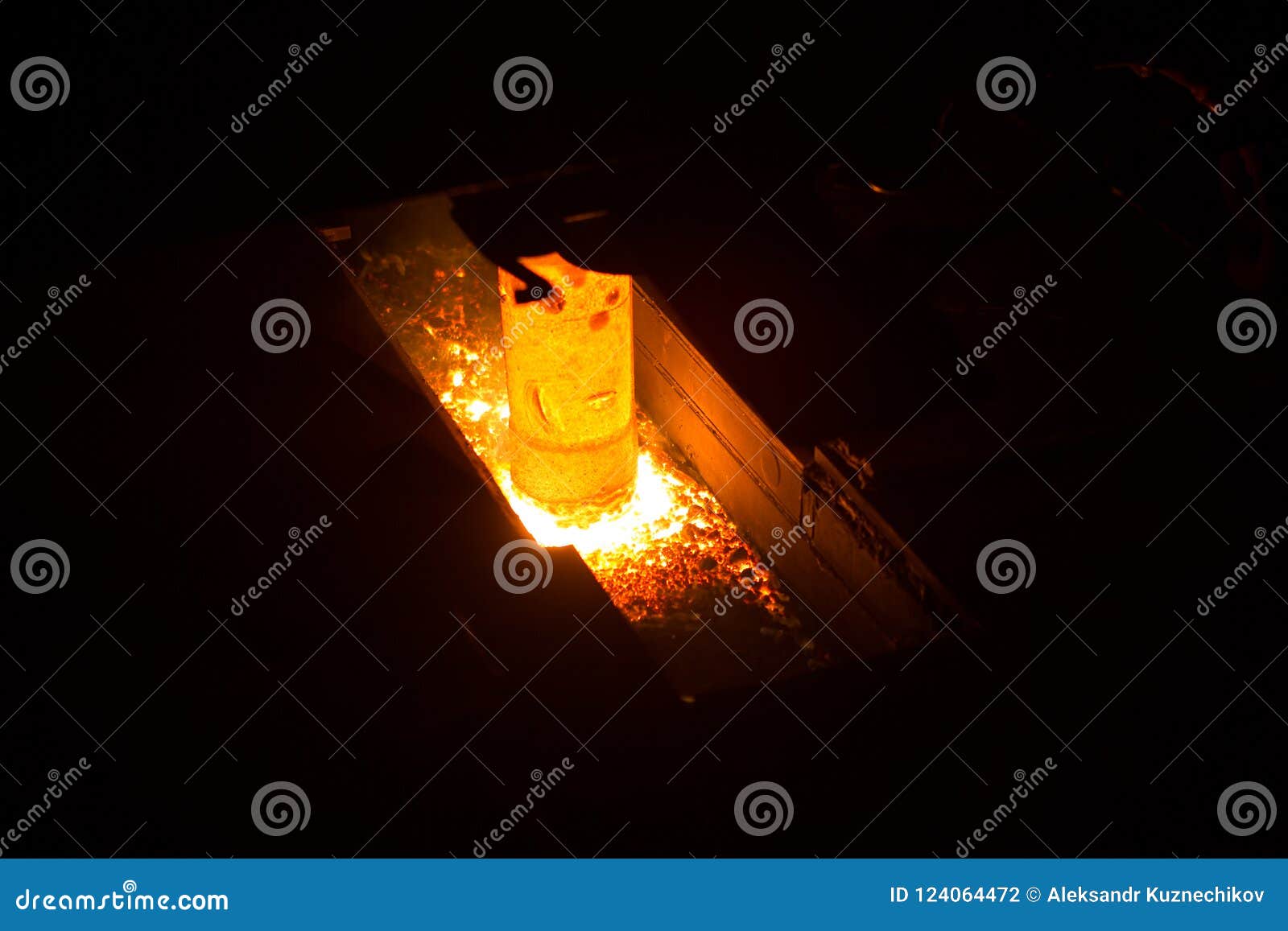 Casting in a Mold for the Production of Metal, Automatice Line Hot ...