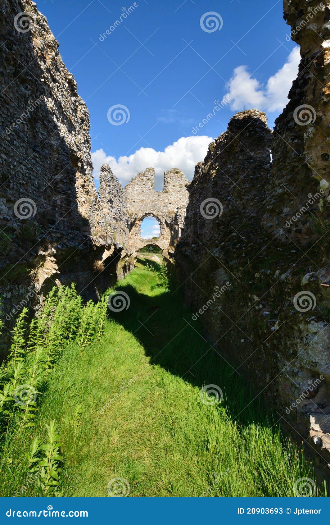 Castle Acre Priory - Lavatorium Stock Image - Image of house, monastery ...