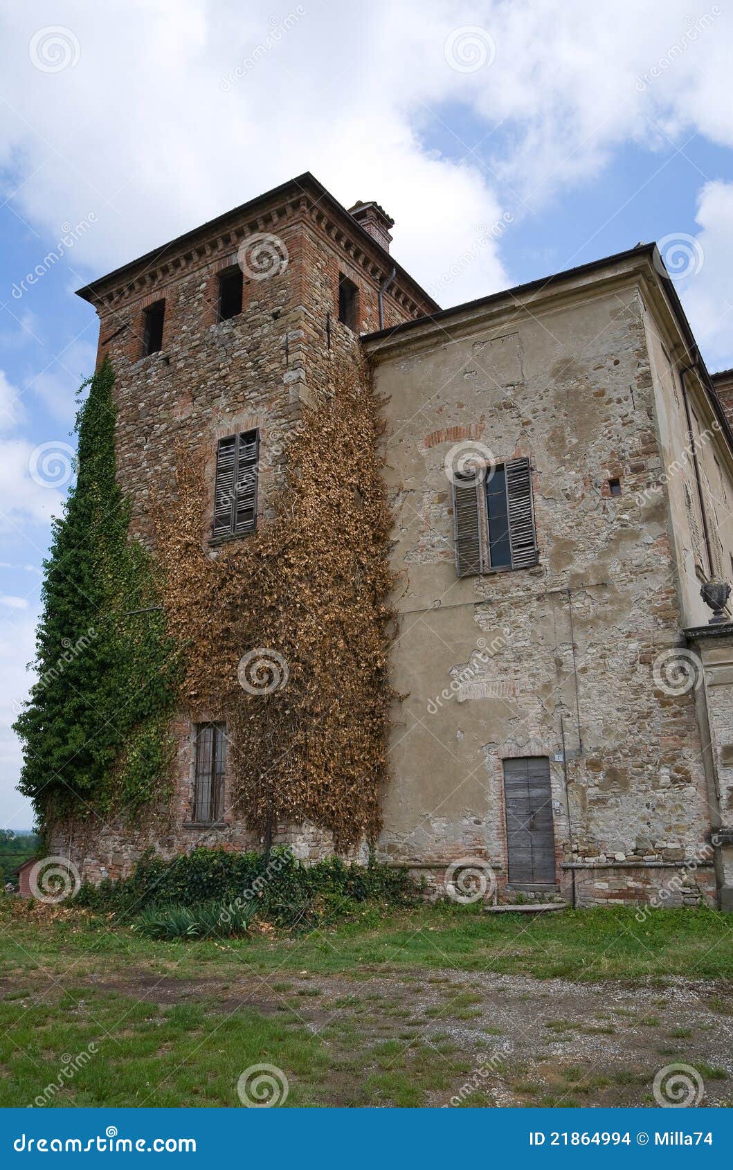 Castle of Agazzano. Emilia-Romagna. Italy Stock Photo - Image of grass ...