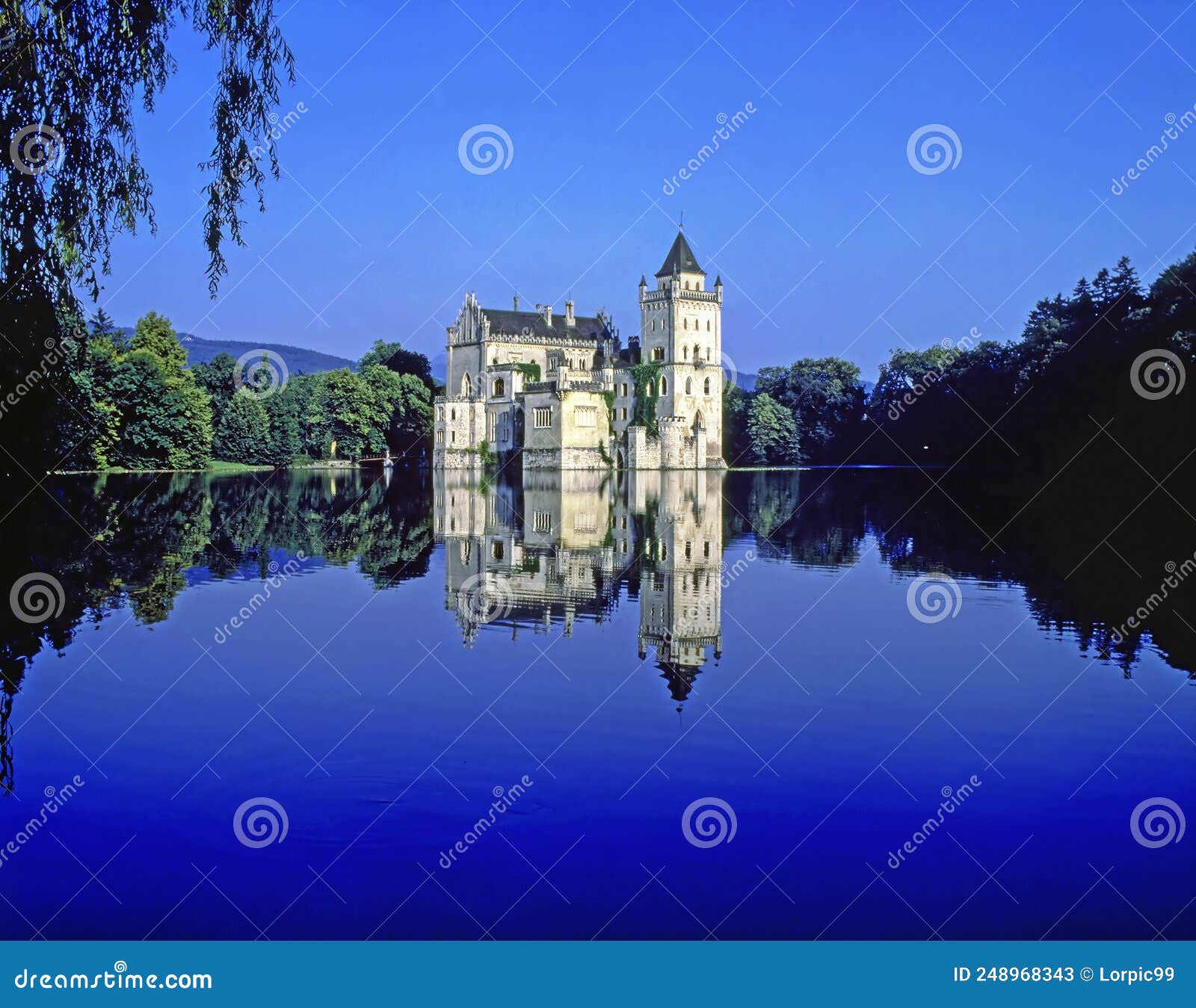 Castle Anif with Lake, Austria Stock Image - Image of flora, salzburg ...
