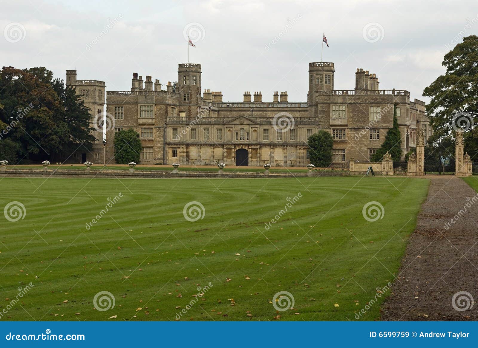 Castle Ashby stock image. Image of northamptonshire, stately - 6599759