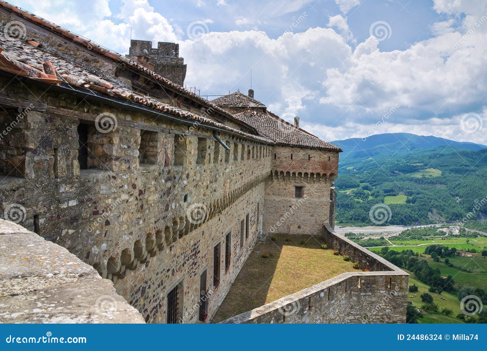 Castle of Bardi. Emilia-Romagna. Italy Stock Photo - Image of castle ...