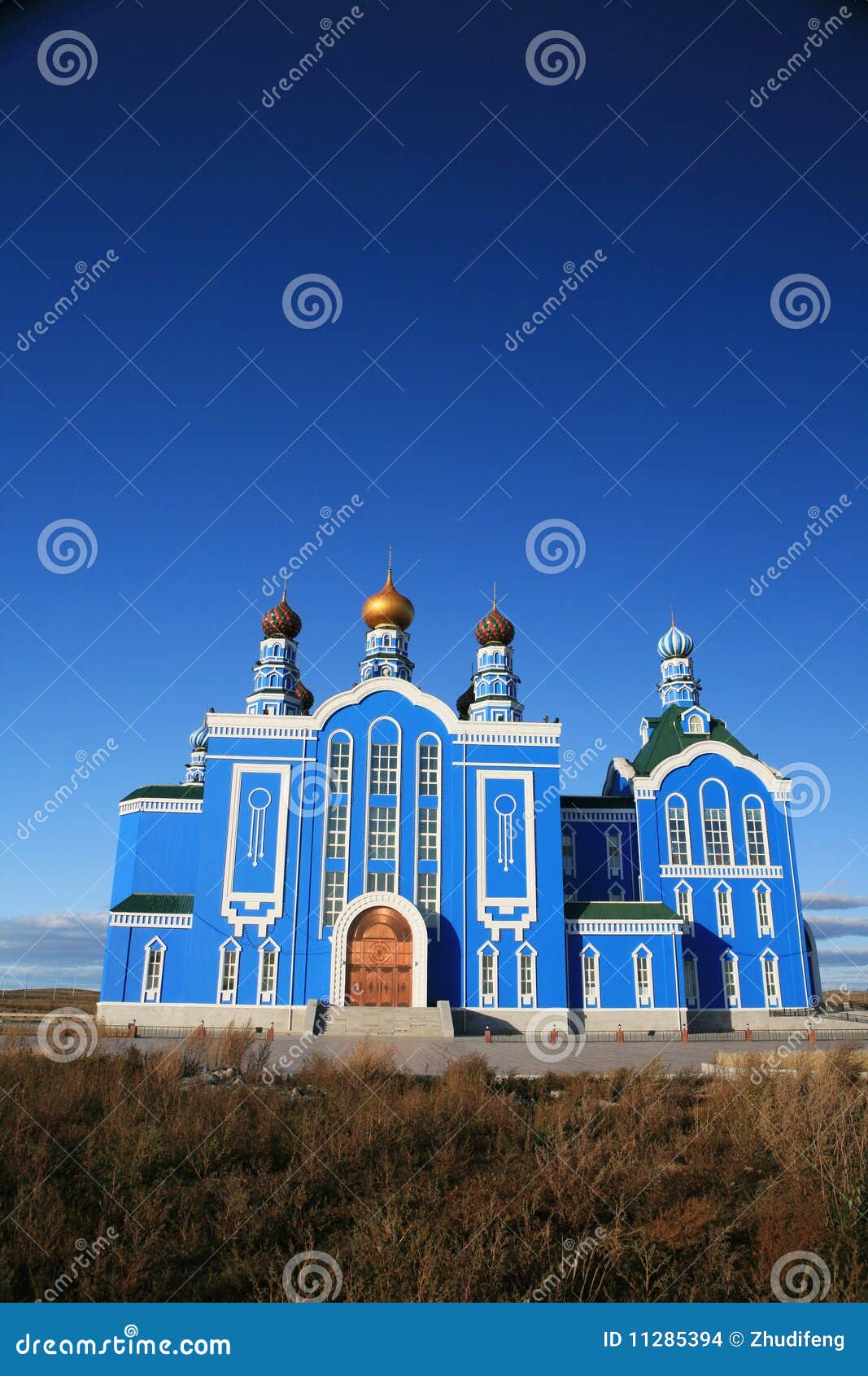 Castle with blue sky stock photo. Image of park, famous - 11285394