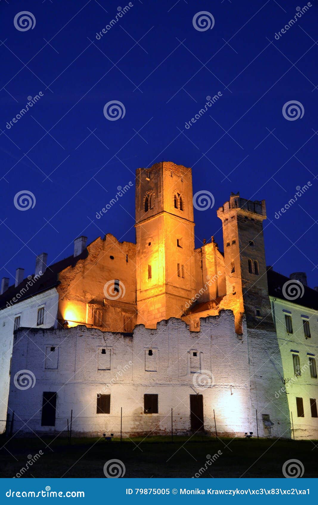 Castle Breclav stock image. Image of destinace, architecture - 79875005