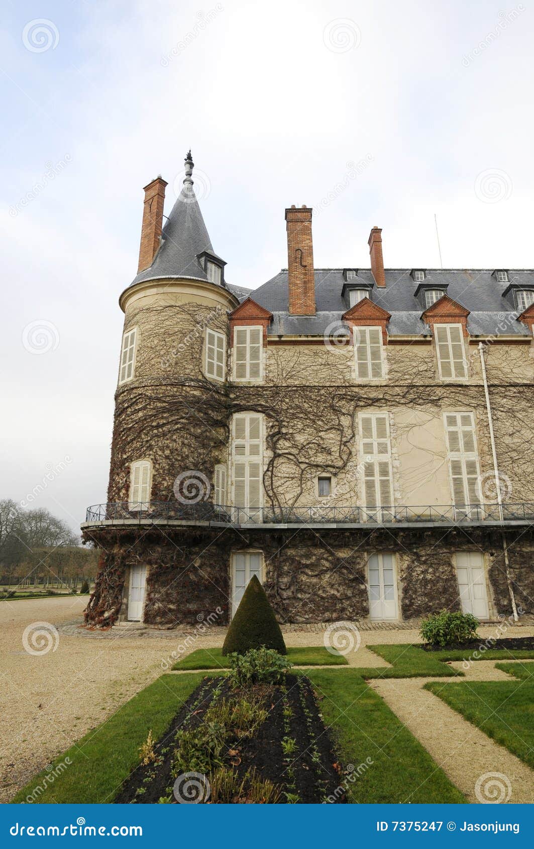Castle buildings stock image. Image of cloudy, classical - 7375247