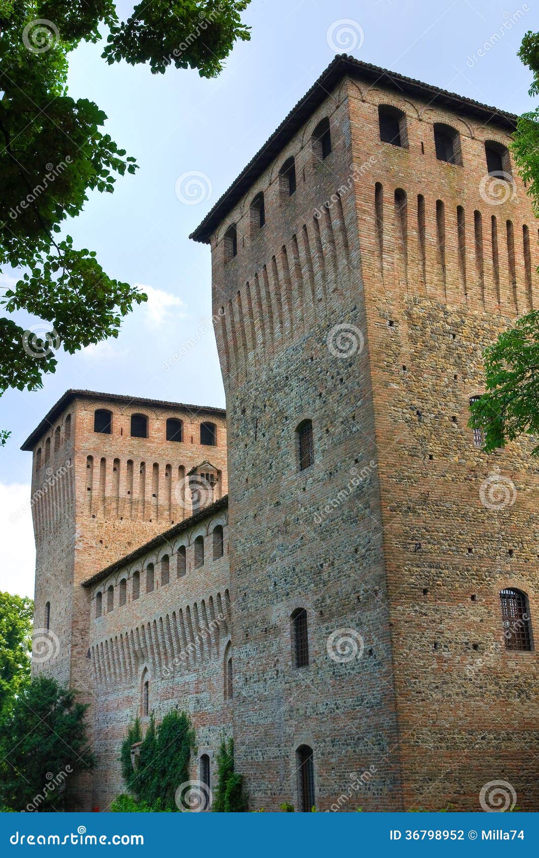 Castle of Castelguelfo. Noceto. Emilia-Romagna. Italy Stock Photo ...