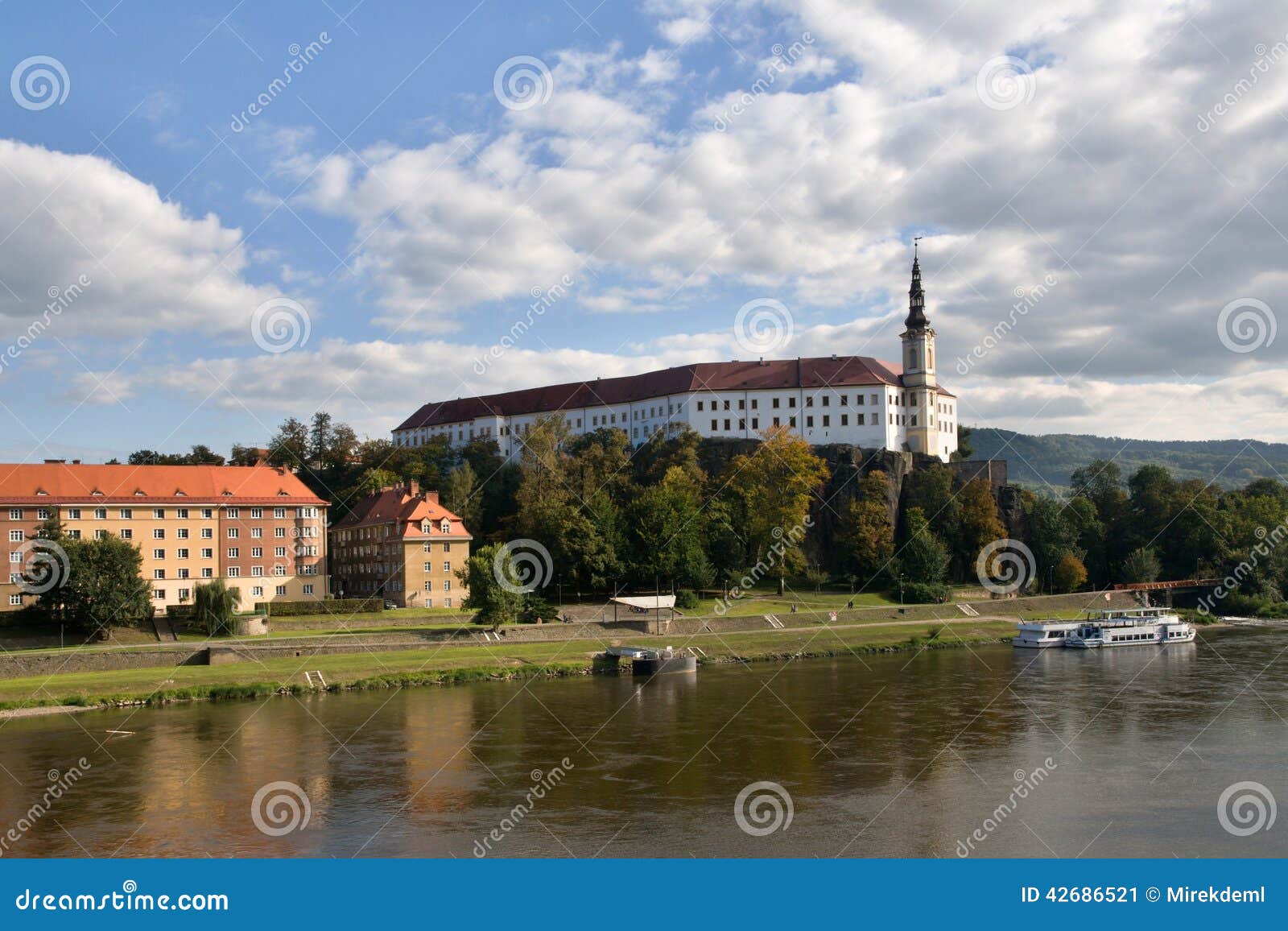 Castle Decin, Czech Republic Stock Image - Image of boat, river: 42686521