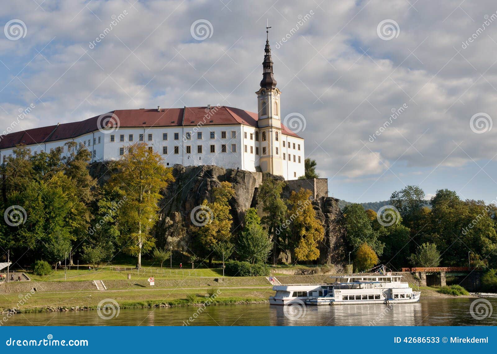 Castle Decin, Czech Republic Stock Image - Image of cliff, history ...