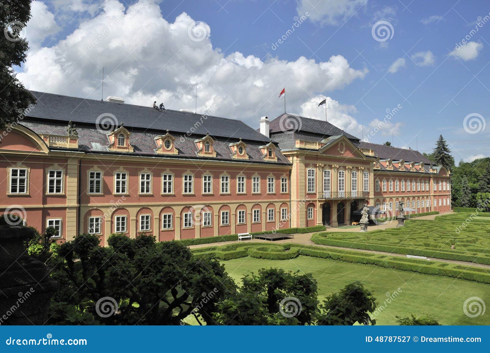 Castle Dobris stock image. Image of landscape, historic - 48787527