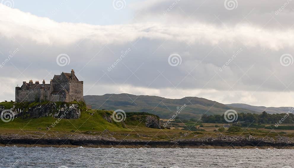 Castle duart stock image. Image of battlements, scotland - 21223157