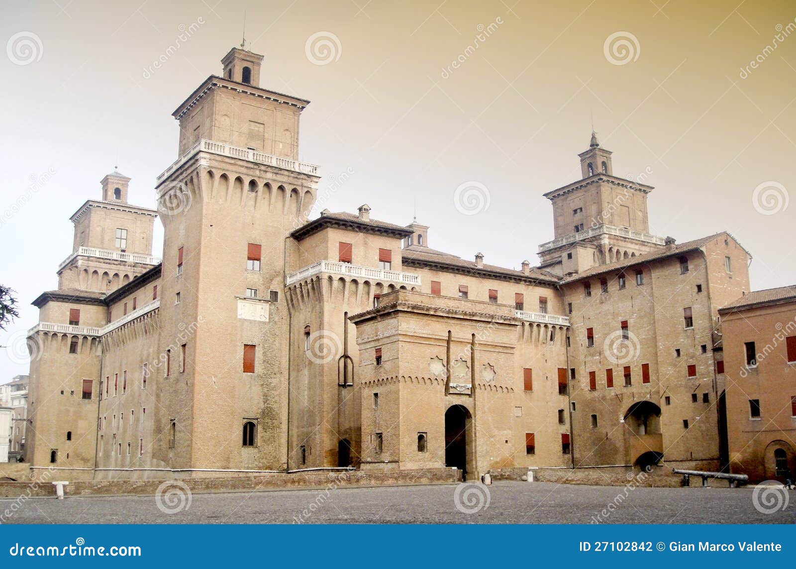 Castle Estense stock photo. Image of mote, towers, medieval - 27102842