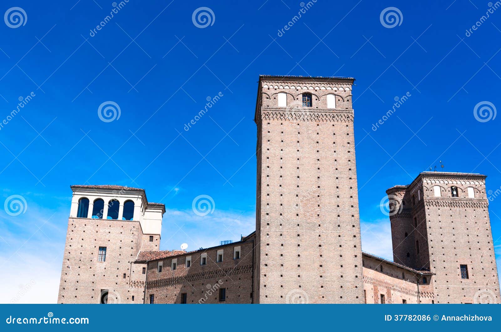 Castle Fossano, Piemont, Italy Stock Photo - Image of heat, hayfield ...