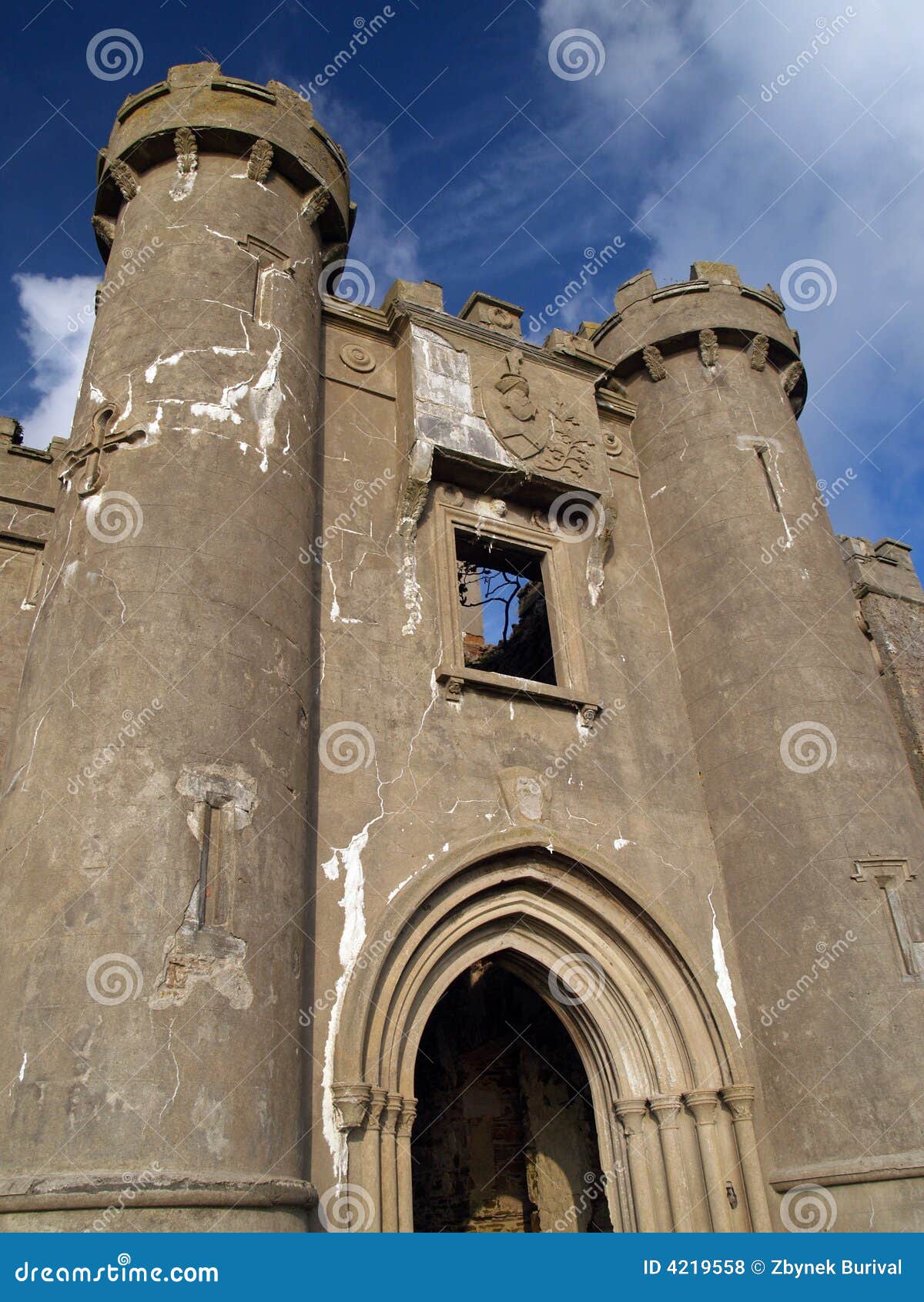 Castle gate stock photo. Image of clifden, ireland, countryside - 4219558