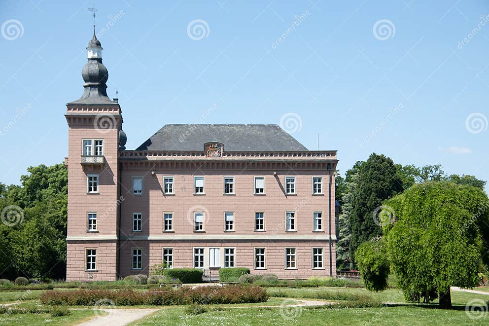 Castle Gracht stock photo. Image of ruler, shrubs, bushes - 279822544