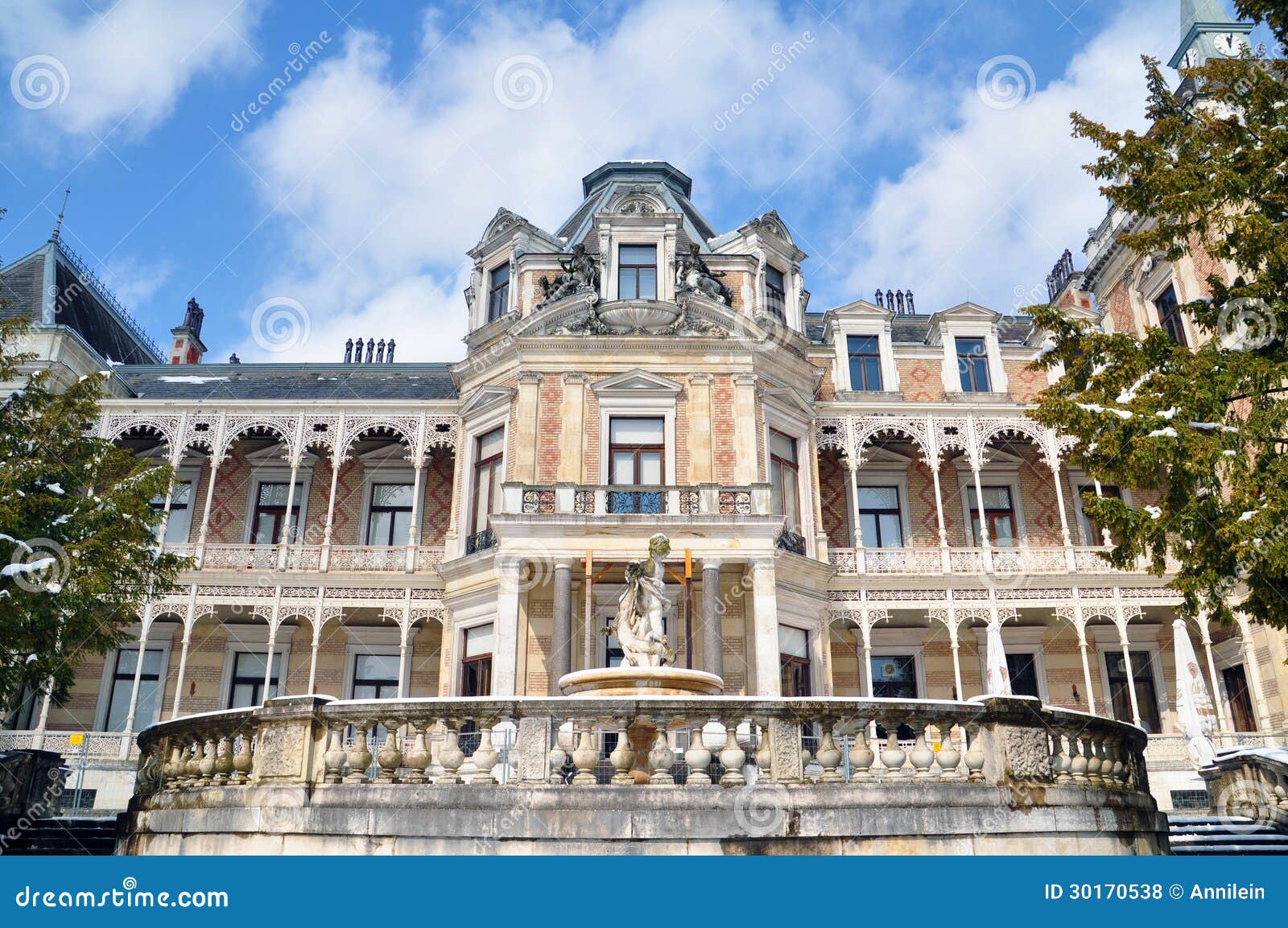 Hermesvilla in Vienna, Austria Stock Photo - Image of landmark, villa ...