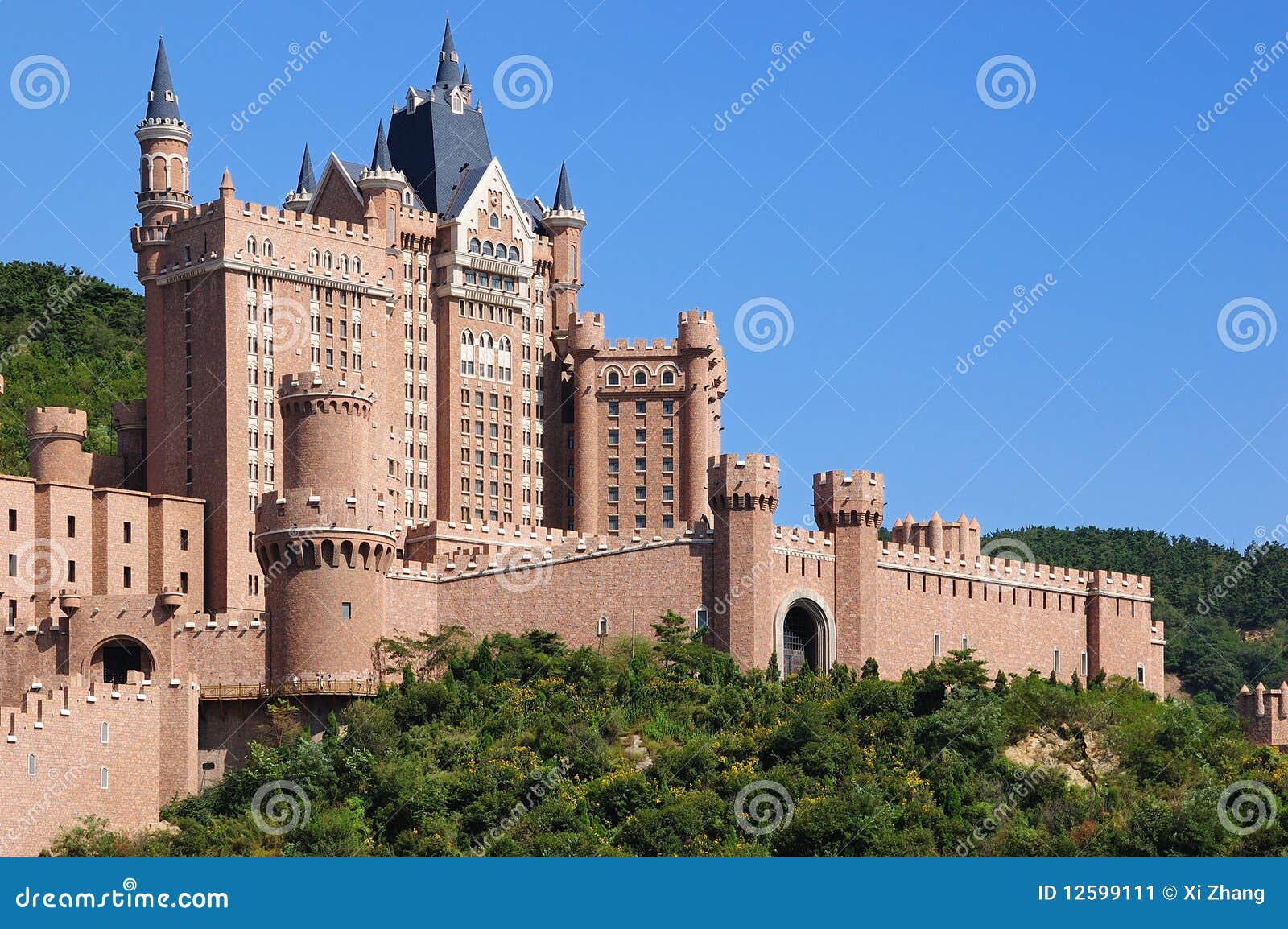 Castle hotel Dalian City stock image. Image of asia, restaurants - 12599111