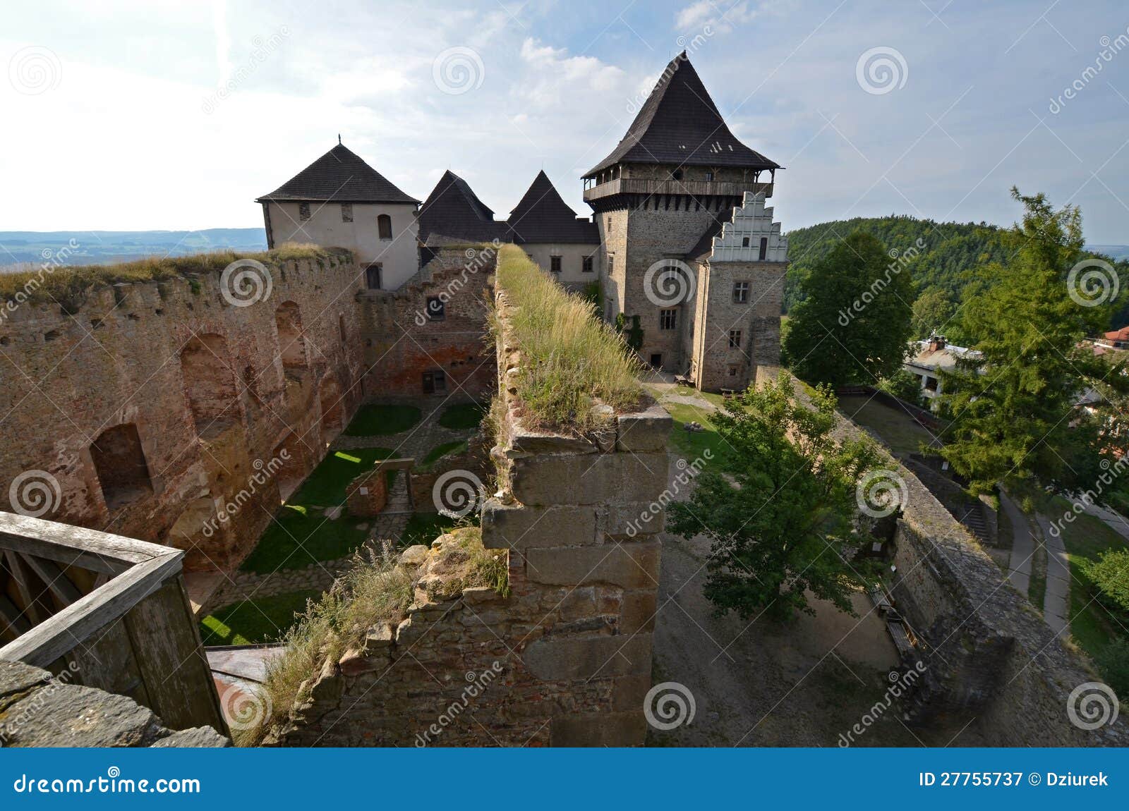 Castle Lipnice nad Sazavou stock image. Image of tourist - 27755737