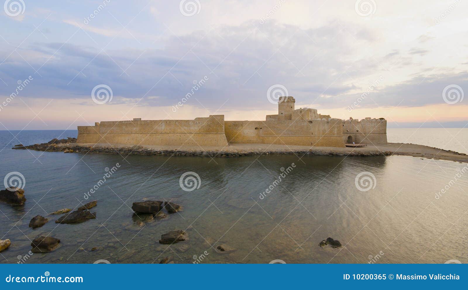 The Castle in the Mediterranean Sea Stock Image - Image of calabria ...