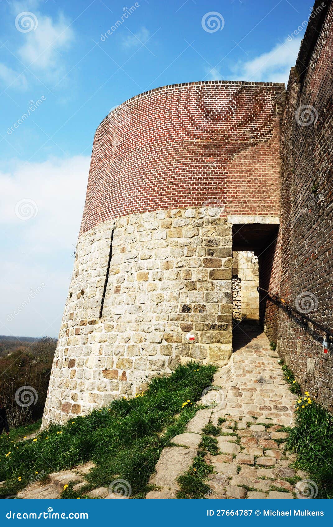 Castle of Montreuil-Sur-Mer Stock Image - Image of tourism ...