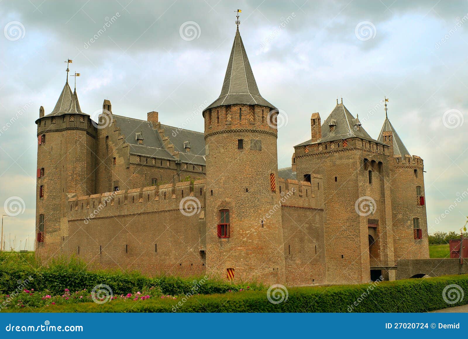 Castle Muiderslot stock photo. Image of wall, landmark - 27020724